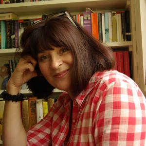 Interview With Kate Wiseman | Madge Eekal Reviews